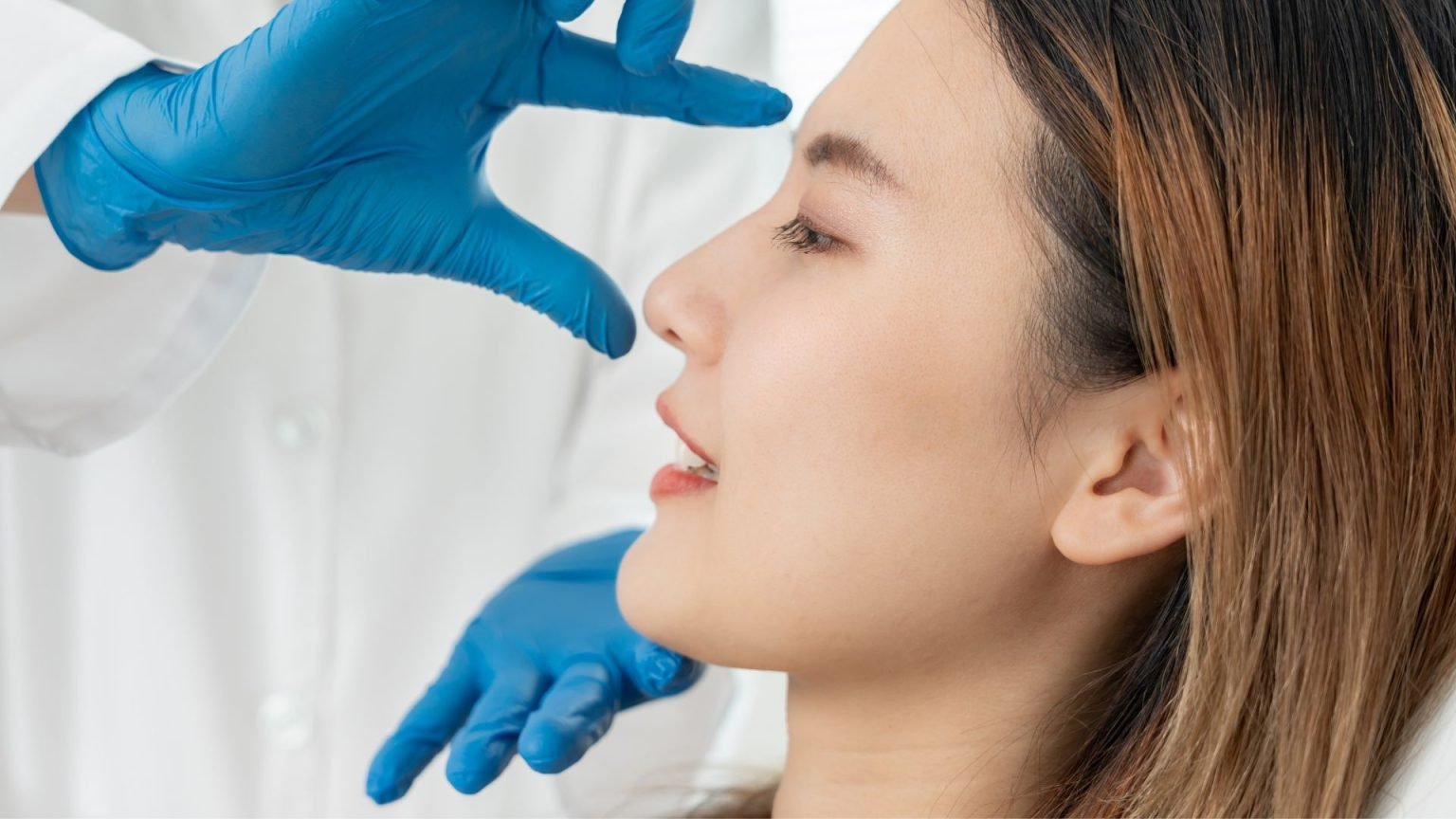 Dokter Spesialis Bedah Plastik - Klinik Utama DR Indrajana